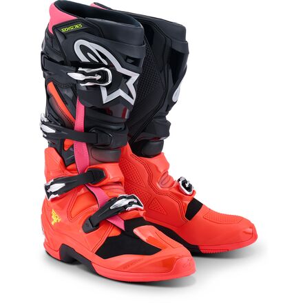 Shop Alpinestars 2025 Tech-7 Boots | MotoSport